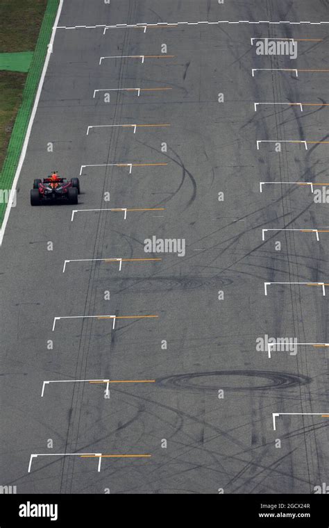 Daniel Ricciardo Aus Red Bull Racing Rb12 German Grand Prix Friday