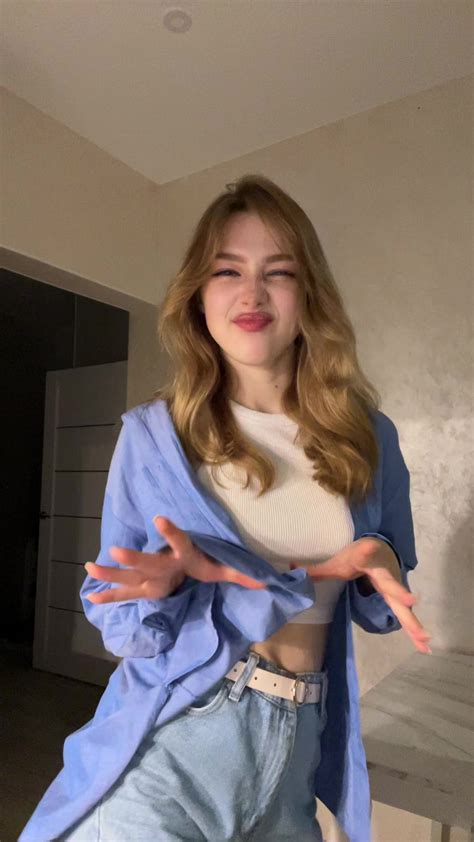 Відео користувача дарочка🐰 Dapi Wi з композицією «original Sound Hot Jamz 4 U 🔥🎶 Tiktok