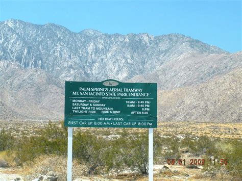 Palm Springs Ca Palm Springs Aerial Tram Sign At The Entrance