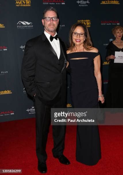 Roxann Dawson Photos And Premium High Res Pictures Getty Images