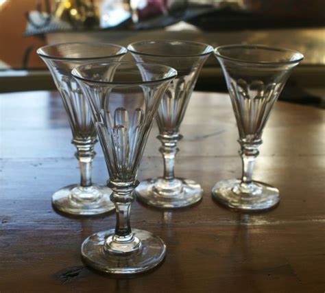 Fire Antikke Vinglass Epla