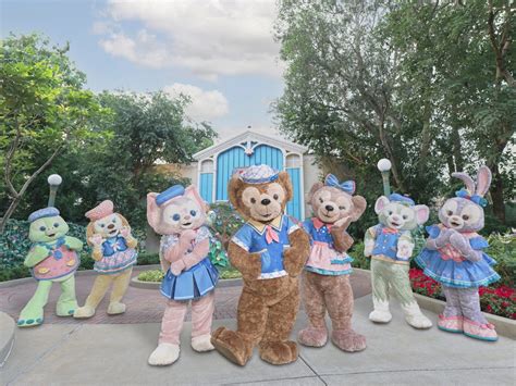 ‘duffy And Friends Play Days At Hong Kong Disneyland The Main Street