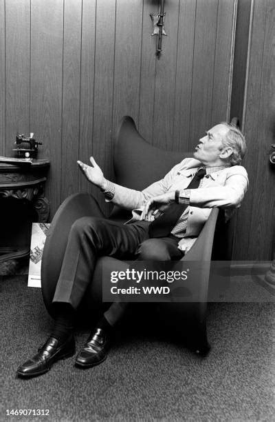 149 Henry Fonda 1972 Photos And High Res Pictures Getty Images