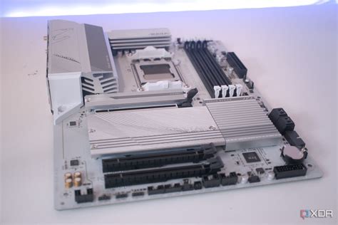 What Are Motherboard Chipsets