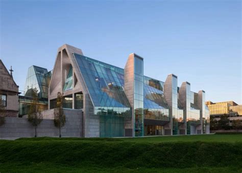 Valerio Dewalt Train Creates Angular Arts Building In Chicago