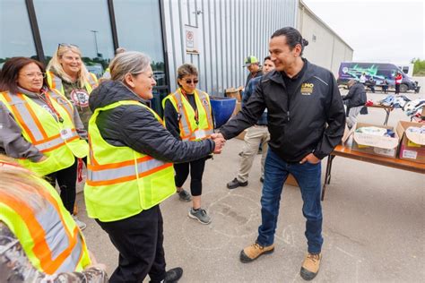 Manitoba To Close Wildfire Evacuation Centres As Some Communities Return Home St Albert News