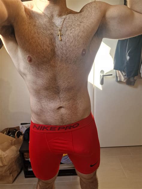 Smell My Sweaty Hairy Pits R Malearmpits