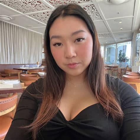 Kirstin Kirstin Wong • Threads Say More