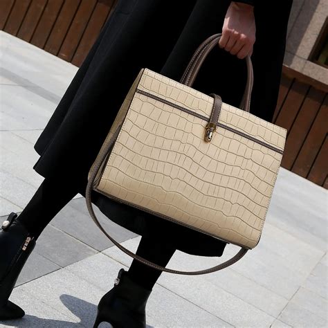 악어 패턴 가죽 숄더백 럭셔리 디자이너 핸드백 브랜드 크로스바디 백 캐주얼 토트백 2023 신제품 Aliexpress