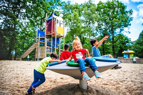 Grote Speeltuin De Berenkuil