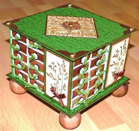 Handmade Подставки и органайзеры для украшений