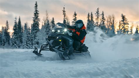 2026 Crossover Snowmobiles Lynx