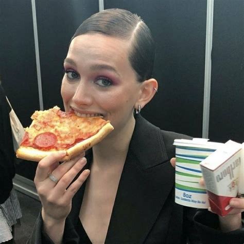 Victoria Pedretti Victoria Fav Celebs Pretty Celebrities