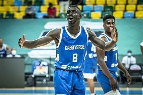 Kevin Coronel Stats Salary Net Worth Age Height Girlfriend Basketball Arroyo