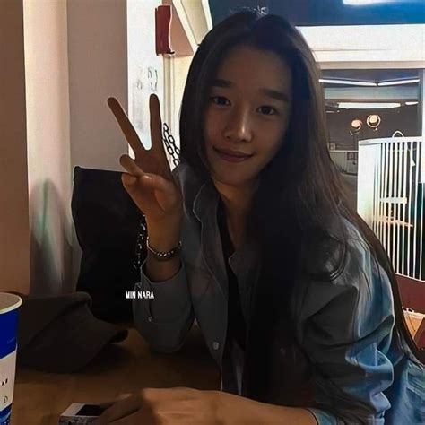 Pin By Kittipong Zack On Seo Ye Ji Seo Ji Hye Insta Photo Ideas Korean Actresses