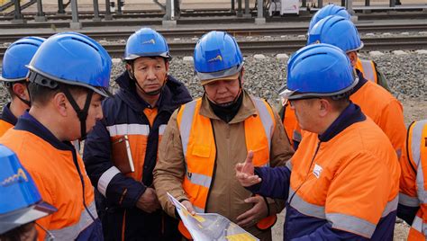 Тавантолгой төмөр зам