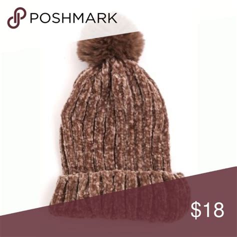 Taupe Chenille Pom Pom Beanie Hat