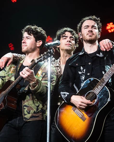 Jonas Brothers En México Posponen Sus 4 Fechas De Conciertos Por