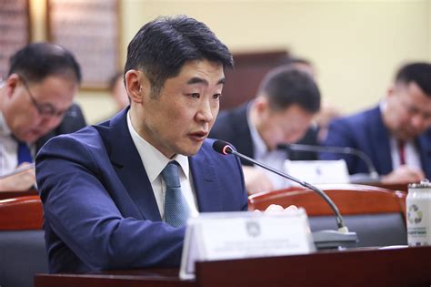 Хотын Ерөнхий менежерээр Д Ганболдын оронд М Баярааг томилжээ Hunnu Mn