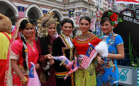 My 5 Malaysia Experiences The Explorer Of Miracles