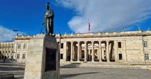 Emergencia En El Congreso De La República Evacuaron Edificio Por Supuesto Incendio En Una De