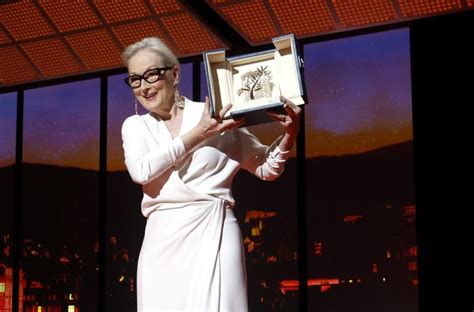 Meryl Streep Geëmotioneerd Na Ontvangst Ereprijs In Cannes Show Adnl