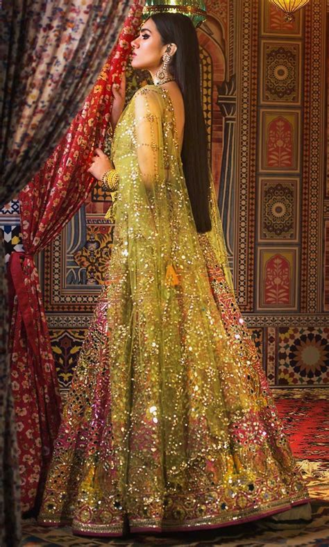 Pin By Naabiii On Naabiii Bridal Dresses Pakistan Desi Wedding