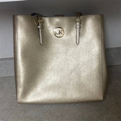 Gold Michael Kors Gem