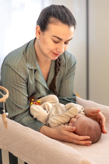 Images De Soins Maternels Du Nouveau Ne T L Chargement Gratuit Sur Freepik