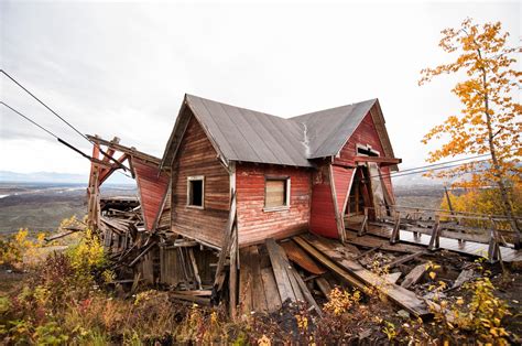 Abandoned Copper Mine In Alaska Oc Abandoned Houses Abandoned