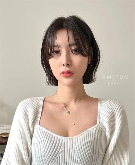 합정미용실 에이엠톤 하얀 [ 단발 레이어드컷 ] On Instagram “겨울을 맞이하며 따뜻한 모카브라운 컬러와 태슬컷 태슬펌 은은하게 영롱한 저만의