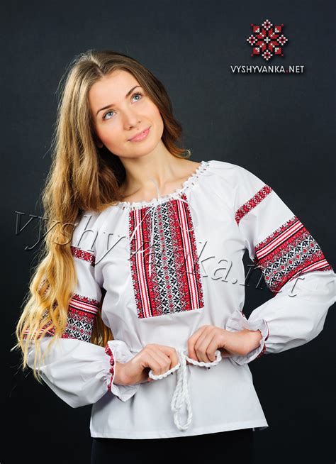 Украинская женская вышиванка, арт. 0032