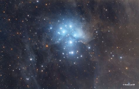 M45 O Poeirento Aglomerado Estelar Das Plêiades Por Hermann Von Eiff