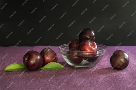 Premium Photo It Is A Characteristic Fruit Of Temperate Climates Plum