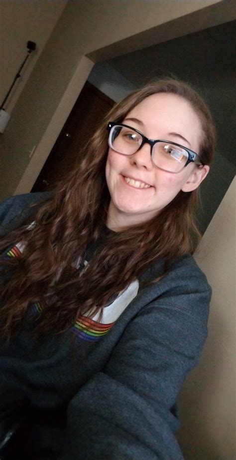 I Feel Cute Today So Have A Selfie R Selfie