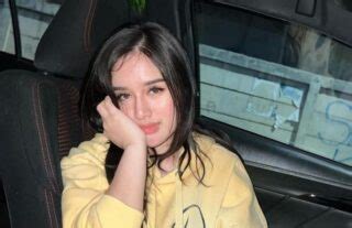Kak May Tiktokers Live Sexy Belahan Tobrut Idaman Pascol - AVTub