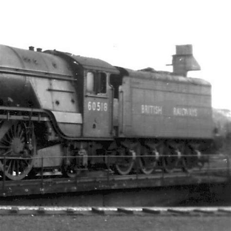 Vintage Train Photo Br British Railways Steam Locomotive Class A2 60518