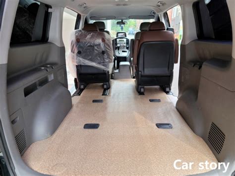 그랜드 스타렉스 11인승 4인승 구조 변경 대행차박 허니콤 블라인드차량용 커튼 레일 개조 바닥 모노륨 카 매트 시공 브라운 시트 교체 자동차 실내 인테리어