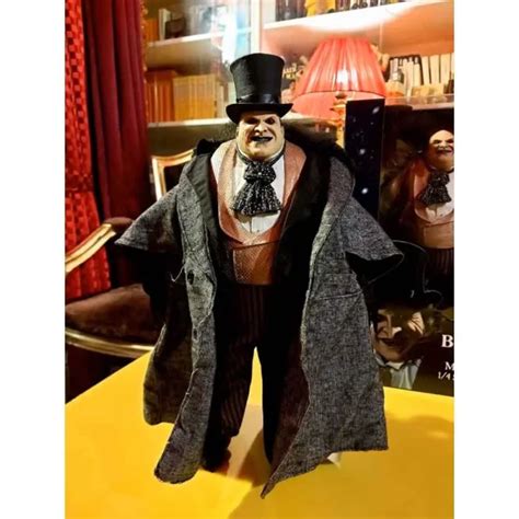 اکشن فیگور پنگوئن از سری بتمن Penguin برند نکا فروشگاه اینترنتی