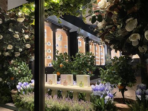 Simone Sanfratello On Linkedin Santamarianovella Shopwindows Fragrances