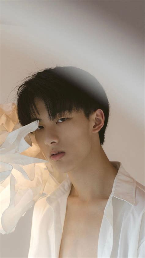 Xiao Hao 小昊 สไตล์หนุ่มๆ นักแสดง ผู้ชาย