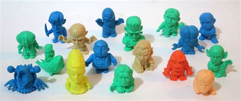 1987 Bandai Horror World Figures Page 5