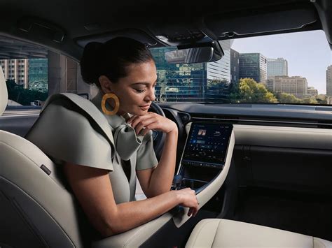 Lexus Lbx Weltpremiere Lexus Schweiz