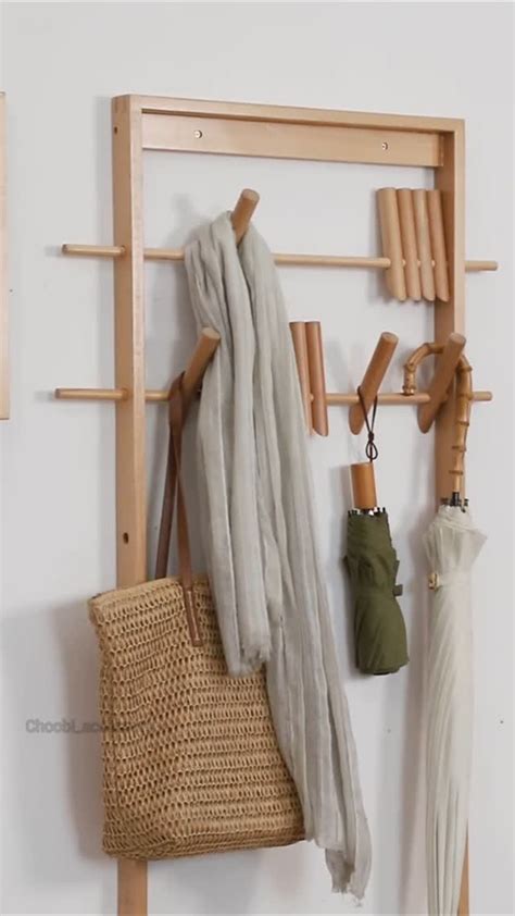 ‎اکسسوری چوبی‎ ‎قیمت کپشن اویز لباس چوبی مینیمال مناسب برای ورودی