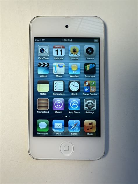 Picturing An Ipod Touch 4th Generation From 2011 Low End Maclow End Mac