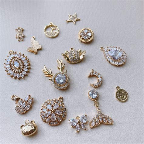 小饰界饰品新饰界饰品第2页大山谷图库