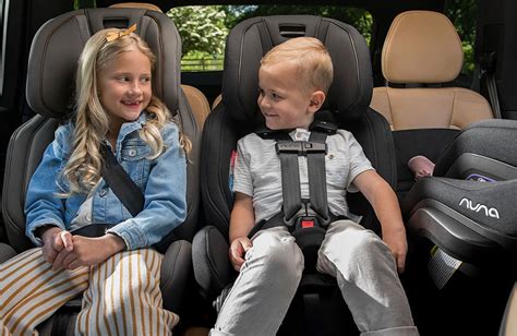 تفاوت کریر با صندلی ماشین کودک چرا از صندلی ماشین برای کودک استفاده