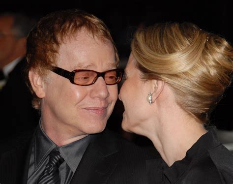 Danny Elfman E Bridget Fonda