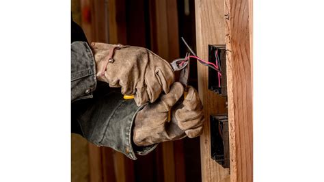 Can You Change A Light Fixture Without Turning Off Breaker PortablePowerGuides