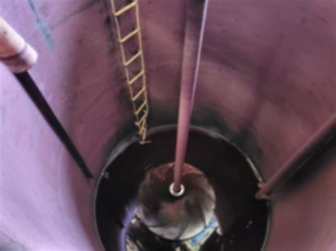 부산 화학 공장서 폐수처리통에 빠진 60대 작업자 숨져